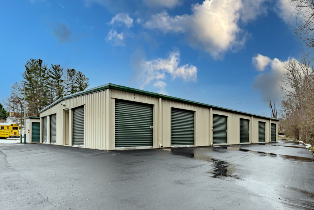 Arden-Mills River Storage - CBRE Self Storage Advisory Group